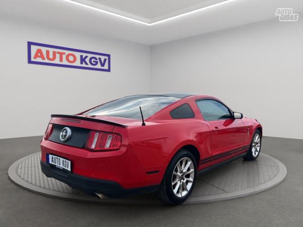 Ford Mustang 2010 in Kaunas, with an engine capacity of 4.00 L and mileage of 195 thousand km for 11499 €, photo 5 on AUTOMOTO.COM.LV
