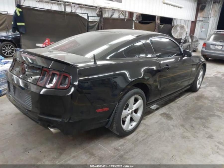 Ford Mustang 2013 in Klaipeda, with an engine capacity of 0.00 L and mileage of 0 thousand km for 5450 €, photo 4 on AUTOMOTO.COM.LV