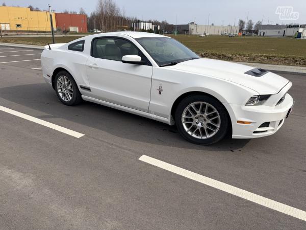 Ford Mustang 2013 in Klaipeda, with an engine capacity of 3.70 L and mileage of 142 thousand km for 12000 €, photo 7 on AUTOMOTO.COM.LV