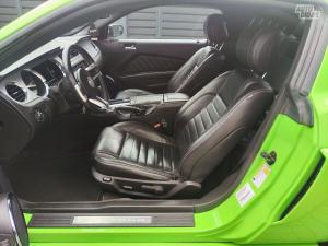 Ford Mustang 2013 in Kaunas, with an engine capacity of 5.00 L and mileage of 211 thousand km for 17900 €, photo 14 on AUTOMOTO.COM.LV