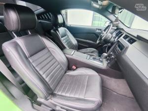 Ford Mustang 2013 in Kaunas, with an engine capacity of 5.00 L and mileage of 211 thousand km for 17900 €, photo 15 on AUTOMOTO.COM.LV