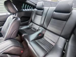 Ford Mustang 2013 in Kaunas, with an engine capacity of 5.00 L and mileage of 211 thousand km for 17900 €, photo 16 on AUTOMOTO.COM.LV