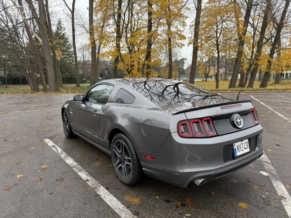 Ford Mustang 2014 in Palanga, with an engine capacity of 3.70 L and mileage of 110 thousand km for 12900 €, photo 5 on AUTOMOTO.COM.LV
