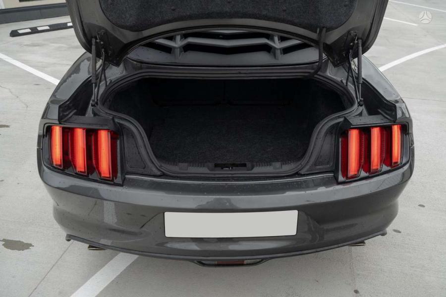 Ford Mustang 2016 Viļņa, ar dzinēja tilpumu 5.00 L un nobraukumu 78 tūkst. km par 28900 €, foto 16 vietnē AUTOMOTO.COM.LV