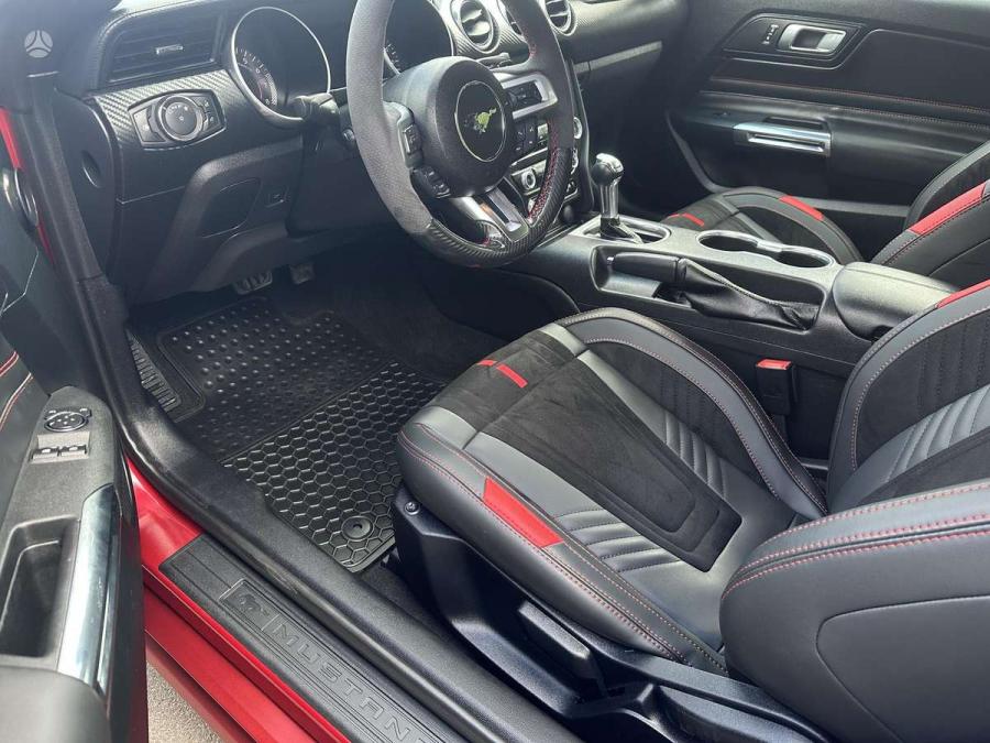Ford Mustang 2020 in Siauliai, with an engine capacity of 2.25 L and mileage of 69 thousand km for 25550 €, photo 14 on AUTOMOTO.COM.LV