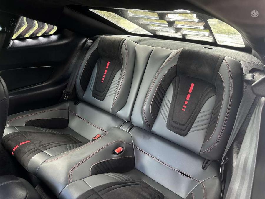 Ford Mustang 2020 in Siauliai, with an engine capacity of 2.25 L and mileage of 69 thousand km for 25550 €, photo 15 on AUTOMOTO.COM.LV