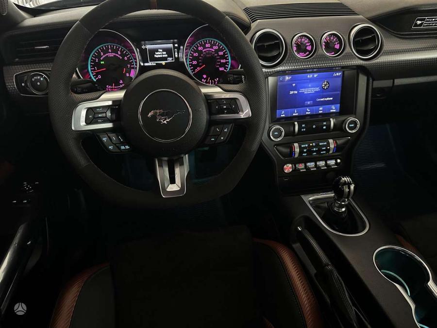 Ford Mustang 2020 Šauļi, ar dzinēja tilpumu 4.95 L un nobraukumu 59 tūkst. km par 32000 €, foto 21 vietnē AUTOMOTO.COM.LV