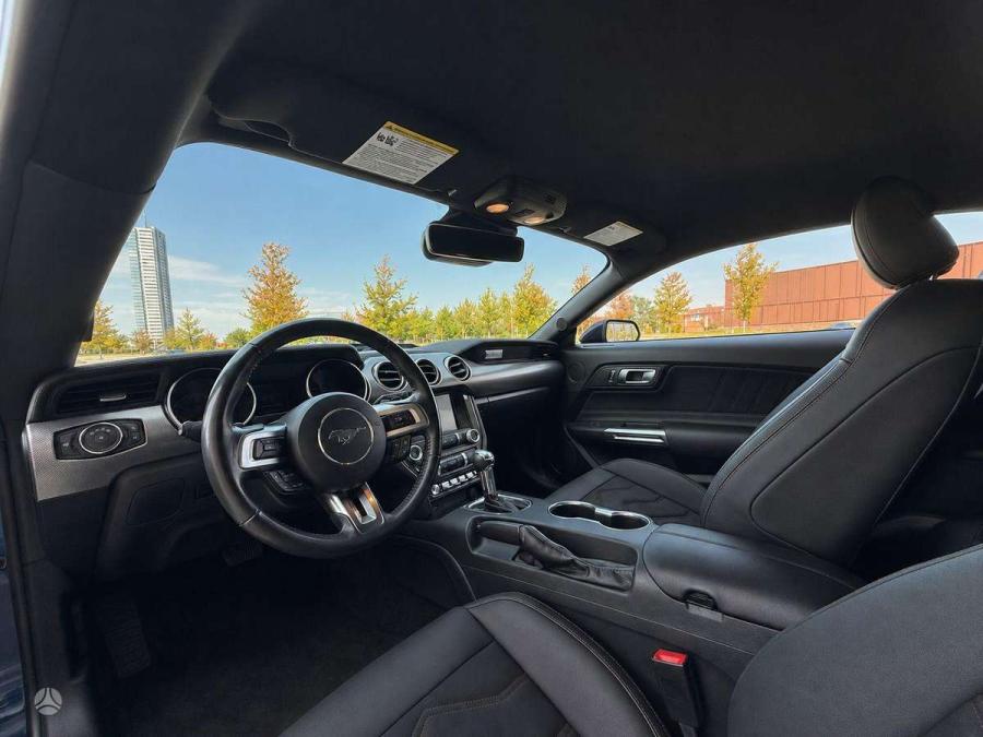 Ford Mustang 2021 Klaipėda, ar dzinēja tilpumu 4.95 L un nobraukumu 46 tūkst. km par 36500 €, foto 11 vietnē AUTOMOTO.COM.LV