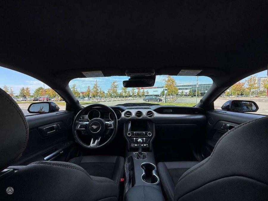 Ford Mustang 2021 Klaipėda, ar dzinēja tilpumu 4.95 L un nobraukumu 46 tūkst. km par 36500 €, foto 13 vietnē AUTOMOTO.COM.LV