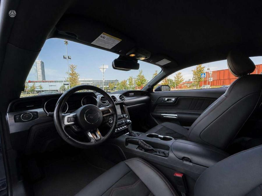 Ford Mustang 2021 Klaipėda, ar dzinēja tilpumu 4.95 L un nobraukumu 46 tūkst. km par 36500 €, foto 14 vietnē AUTOMOTO.COM.LV