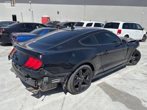 Ford Mustang 2022 in Klaipeda, with an engine capacity of 5.00 L and mileage of 58 thousand km for 10800 €, photo 7 on AUTOMOTO.COM.LV