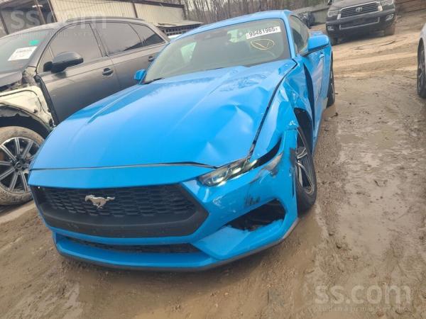 Ford Mustang 2025 in Preili, with an engine capacity of 2.30 L and mileage of 14 thousand km for 22999 €, photo 2 on AUTOMOTO.COM.LV