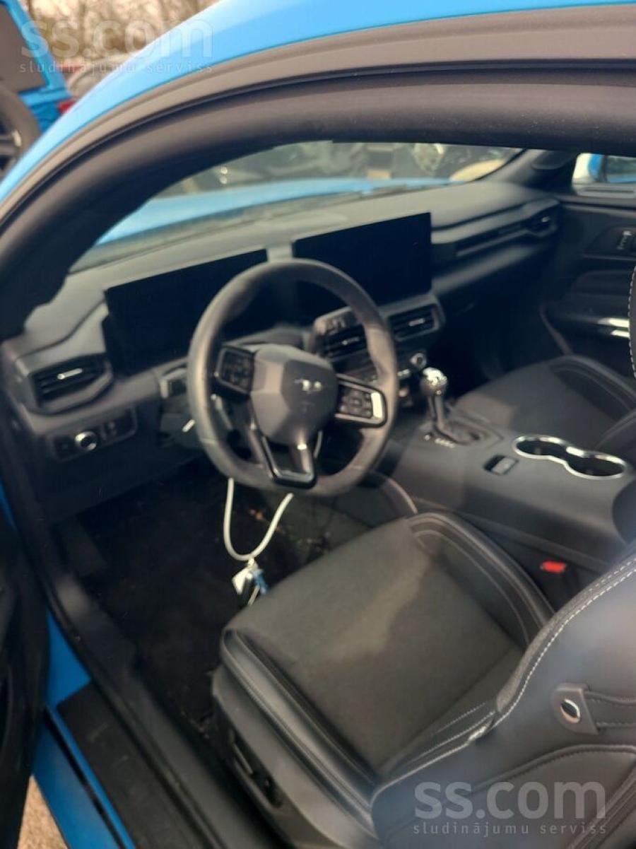 Ford Mustang 2025 in Preili, with an engine capacity of 2.30 L and mileage of 14 thousand km for 22999 €, photo 4 on AUTOMOTO.COM.LV