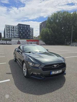 Green Ford Mustang 2015 in Vilnius, with an engine capacity of 2.26 L and mileage of 136 thousand km for 16900 €, photo 11 on AUTOMOTO.COM.LV