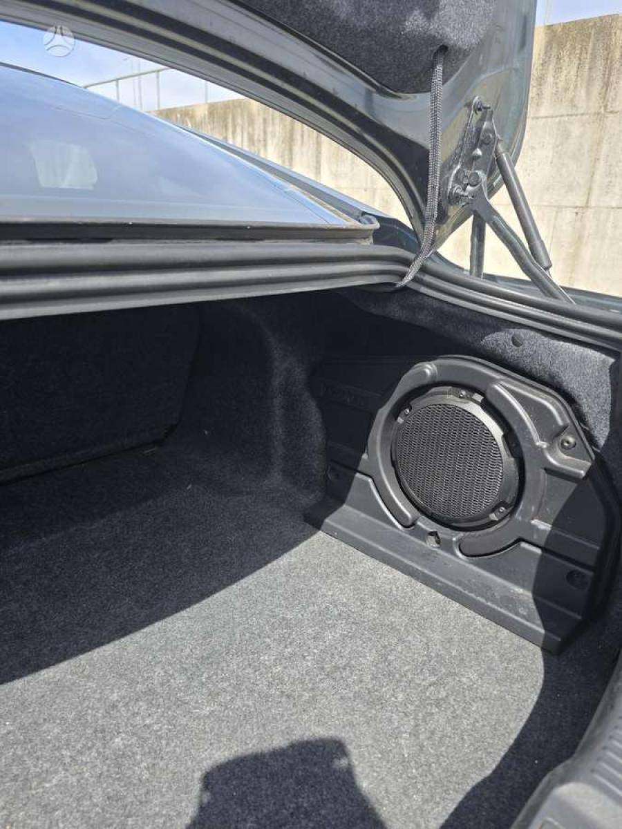 Green Ford Mustang 2015 in Vilnius, with an engine capacity of 2.26 L and mileage of 136 thousand km for 16900 €, photo 12 on AUTOMOTO.COM.LV