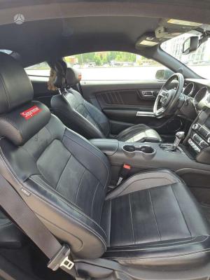 Green Ford Mustang 2015 in Vilnius, with an engine capacity of 2.26 L and mileage of 136 thousand km for 16900 €, photo 20 on AUTOMOTO.COM.LV