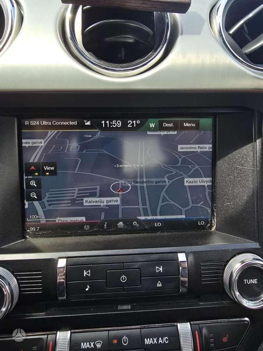 Green Ford Mustang 2015 in Vilnius, with an engine capacity of 2.26 L and mileage of 136 thousand km for 16900 €, photo 25 on AUTOMOTO.COM.LV