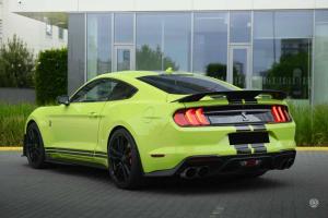 Zaļš Ford Mustang 2020 Viļņa, ar dzinēja tilpumu 5.16 L un nobraukumu 65 tūkst. km par 99220 €, foto 7 vietnē AUTOMOTO.COM.LV