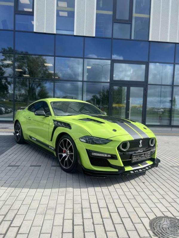 Green Ford Mustang 2020 in Klaipeda, with an engine capacity of 2.25 L and mileage of 90 thousand km for 24500 €, photo 4 on AUTOMOTO.COM.LV