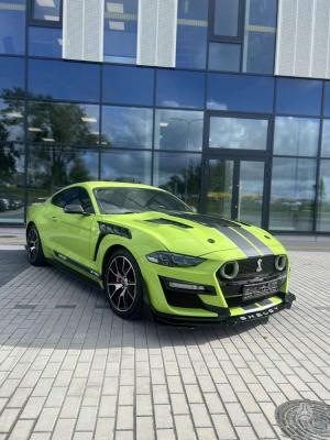Green Ford Mustang 2020 in Klaipeda, with an engine capacity of 2.25 L and mileage of 90 thousand km for 24500 €, photo 4 on AUTOMOTO.COM.LV