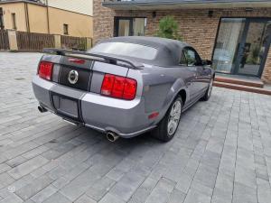 Pelēks Ford Mustang 2006 Kauņa, ar dzinēja tilpumu 4.60 L un nobraukumu 146 tūkst. km par 13800 €, foto 5 vietnē AUTOMOTO.COM.LV