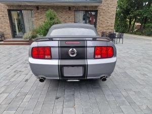 Pelēks Ford Mustang 2006 Kauņa, ar dzinēja tilpumu 4.60 L un nobraukumu 146 tūkst. km par 13800 €, foto 6 vietnē AUTOMOTO.COM.LV