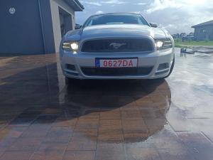 Pelēks Ford Mustang 2014 Tauragė, ar dzinēja tilpumu 3.73 L un nobraukumu 205 tūkst. km par 8700 €, foto  vietnē AUTOMOTO.COM.LV