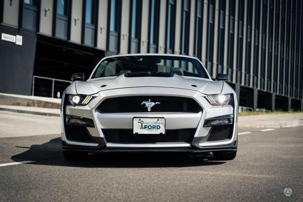 Pelēks Ford Mustang 2016 Viļņa, ar dzinēja tilpumu 3.70 L un nobraukumu 75 tūkst. km par 22500 €, foto 6 vietnē AUTOMOTO.COM.LV