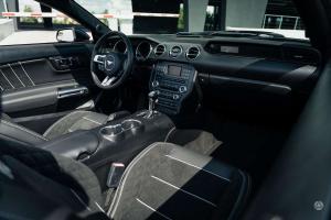 Pelēks Ford Mustang 2016 Viļņa, ar dzinēja tilpumu 3.70 L un nobraukumu 75 tūkst. km par 22500 €, foto 17 vietnē AUTOMOTO.COM.LV