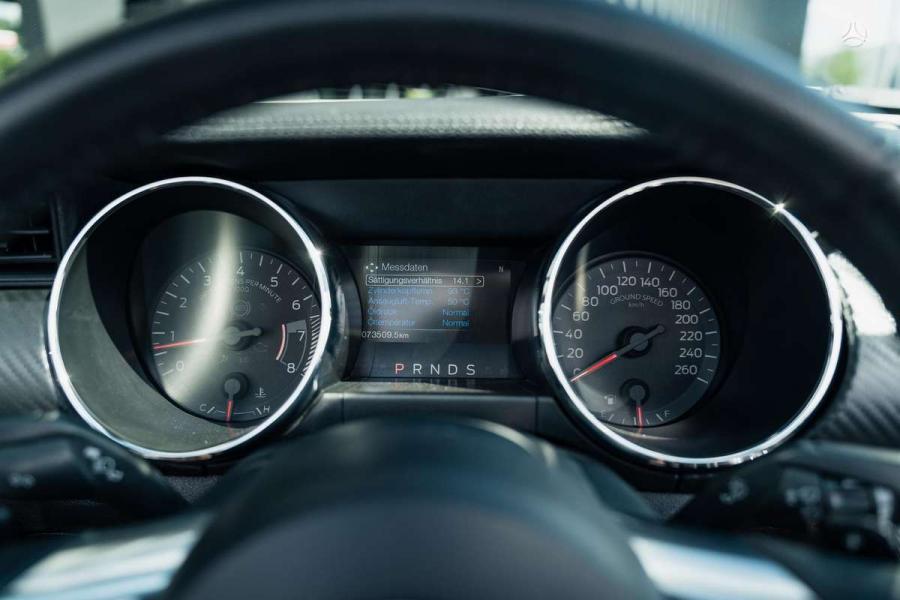Pelēks Ford Mustang 2016 Viļņa, ar dzinēja tilpumu 3.70 L un nobraukumu 75 tūkst. km par 22500 €, foto 19 vietnē AUTOMOTO.COM.LV