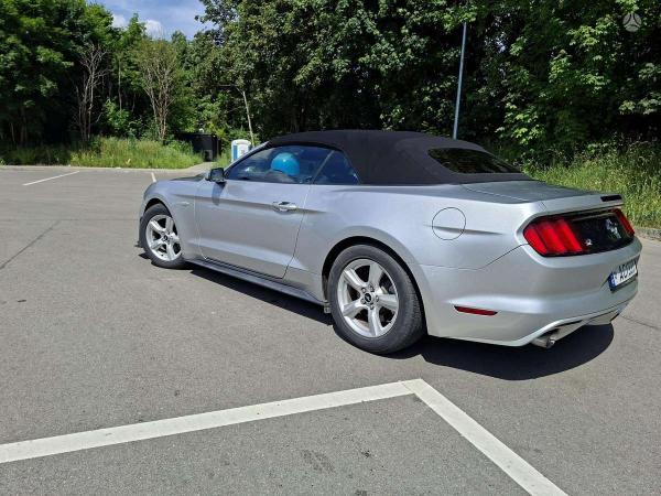 Pelēks Ford Mustang 2016 Viļņa, ar dzinēja tilpumu 3.73 L un nobraukumu 163 tūkst. km par 14450 €, foto 8 vietnē AUTOMOTO.COM.LV