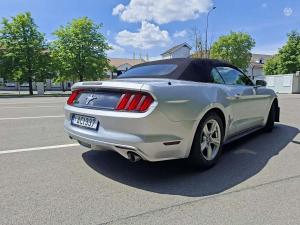 Pelēks Ford Mustang 2016 Viļņa, ar dzinēja tilpumu 3.73 L un nobraukumu 163 tūkst. km par 14450 €, foto 17 vietnē AUTOMOTO.COM.LV