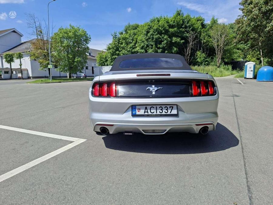 Pelēks Ford Mustang 2016 Viļņa, ar dzinēja tilpumu 3.73 L un nobraukumu 163 tūkst. km par 14450 €, foto 26 vietnē AUTOMOTO.COM.LV