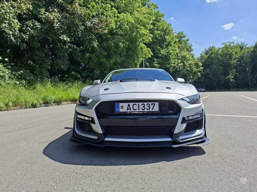 Pelēks Ford Mustang 2016 Viļņa, ar dzinēja tilpumu 3.73 L un nobraukumu 163 tūkst. km par 14450 €, foto 28 vietnē AUTOMOTO.COM.LV