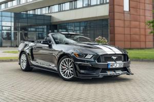 Pelēks Ford Mustang 2016 Klaipėda, ar dzinēja tilpumu 5.00 L un nobraukumu 97 tūkst. km par 23999 €, foto  vietnē AUTOMOTO.COM.LV