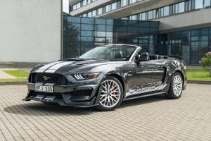 Grey Ford Mustang 2016 in Klaipeda, with an engine capacity of 5.00 L and mileage of 97 thousand km for 23999 €, photo 7 on AUTOMOTO.COM.LV