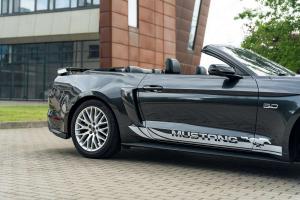 Grey Ford Mustang 2016 in Klaipeda, with an engine capacity of 5.00 L and mileage of 97 thousand km for 23999 €, photo 29 on AUTOMOTO.COM.LV