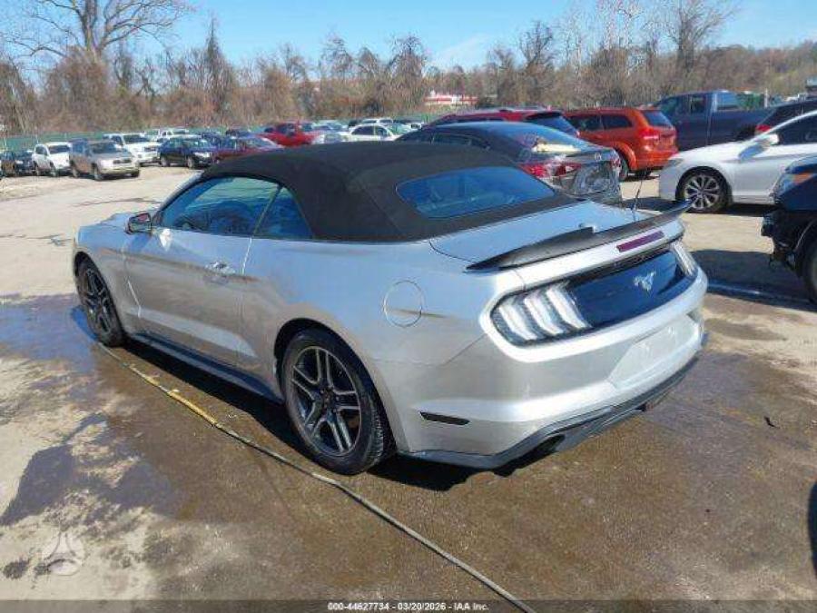 Grey Ford Mustang 2018 in Klaipeda, with an engine capacity of 2.30 L and mileage of 142 thousand km for 7100 €, photo 4 on AUTOMOTO.COM.LV