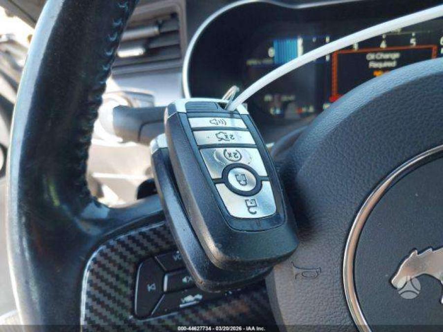 Grey Ford Mustang 2018 in Klaipeda, with an engine capacity of 2.30 L and mileage of 142 thousand km for 7100 €, photo 12 on AUTOMOTO.COM.LV