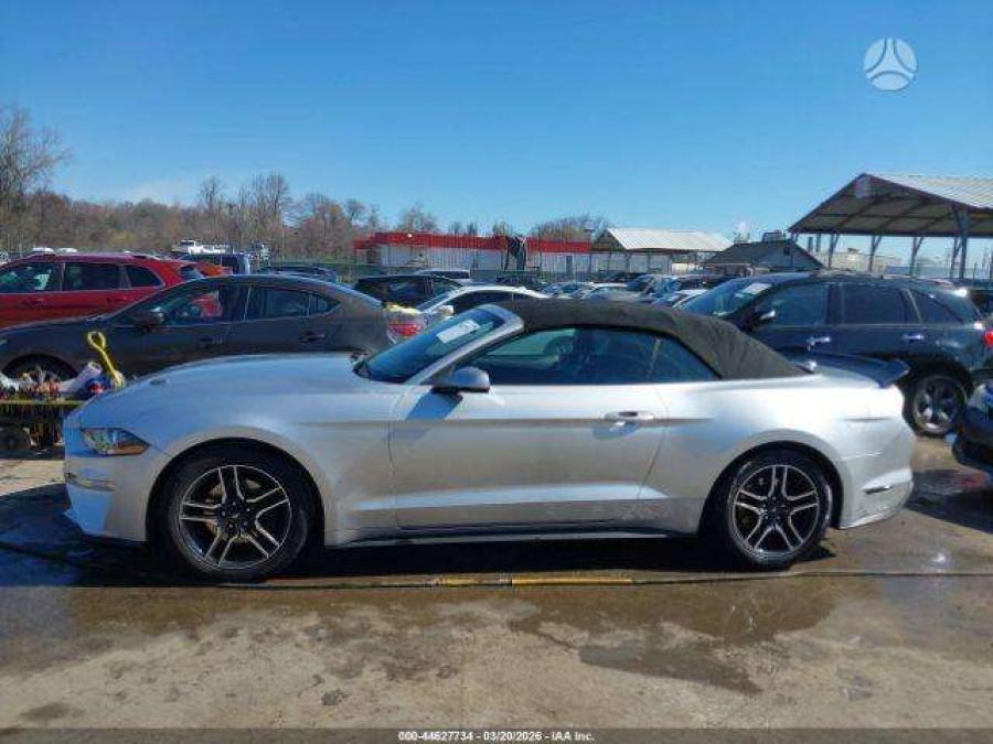 Grey Ford Mustang 2018 in Klaipeda, with an engine capacity of 2.30 L and mileage of 142 thousand km for 7100 €, photo 16 on AUTOMOTO.COM.LV