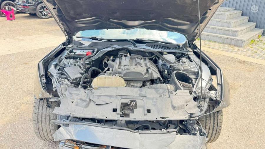 Grey Ford Mustang 2018 in Ukmerge, with an engine capacity of 2.25 L and mileage of 209 thousand km for 7149 €, photo 6 on AUTOMOTO.COM.LV