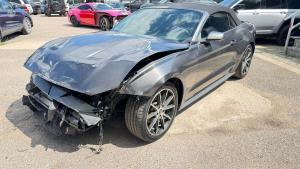 Grey Ford Mustang 2018 in Ukmerge, with an engine capacity of 2.25 L and mileage of 209 thousand km for 7149 €, photo 7 on AUTOMOTO.COM.LV