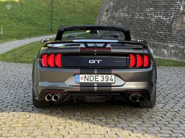 Grey Ford Mustang 2018 in Vilnius, with an engine capacity of 5.04 L and mileage of 86 thousand km for 25000 €, photo 5 on AUTOMOTO.COM.LV
