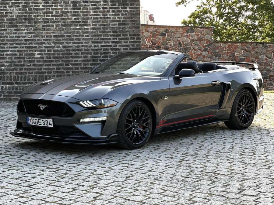 Grey Ford Mustang 2018 in Vilnius, with an engine capacity of 5.04 L and mileage of 86 thousand km for 25000 €, photo 8 on AUTOMOTO.COM.LV