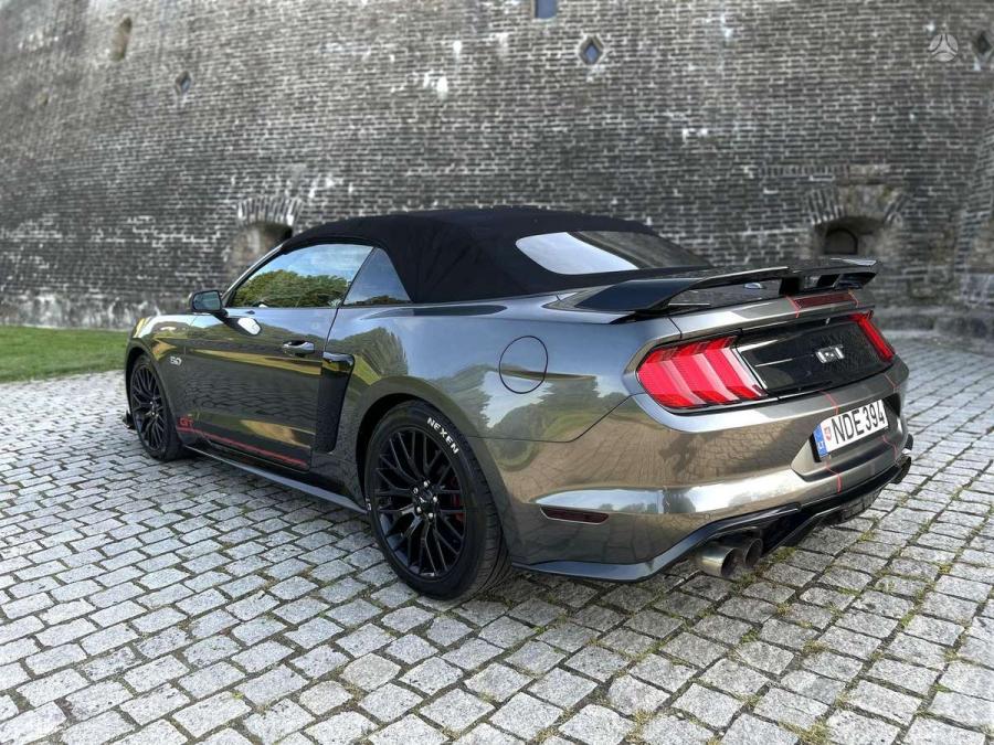Grey Ford Mustang 2018 in Vilnius, with an engine capacity of 5.04 L and mileage of 86 thousand km for 25000 €, photo 14 on AUTOMOTO.COM.LV