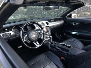 Grey Ford Mustang 2018 in Vilnius, with an engine capacity of 5.04 L and mileage of 86 thousand km for 25000 €, photo 19 on AUTOMOTO.COM.LV
