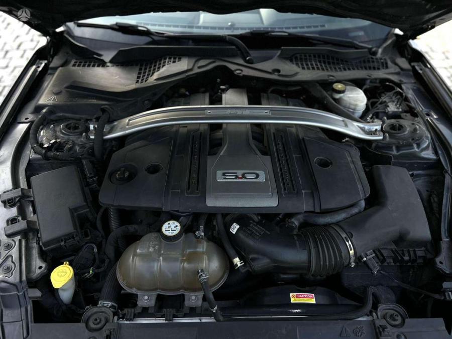 Grey Ford Mustang 2018 in Vilnius, with an engine capacity of 5.04 L and mileage of 86 thousand km for 25000 €, photo 22 on AUTOMOTO.COM.LV