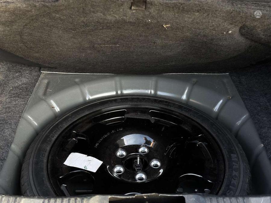 Grey Ford Mustang 2018 in Vilnius, with an engine capacity of 5.04 L and mileage of 86 thousand km for 25000 €, photo 23 on AUTOMOTO.COM.LV
