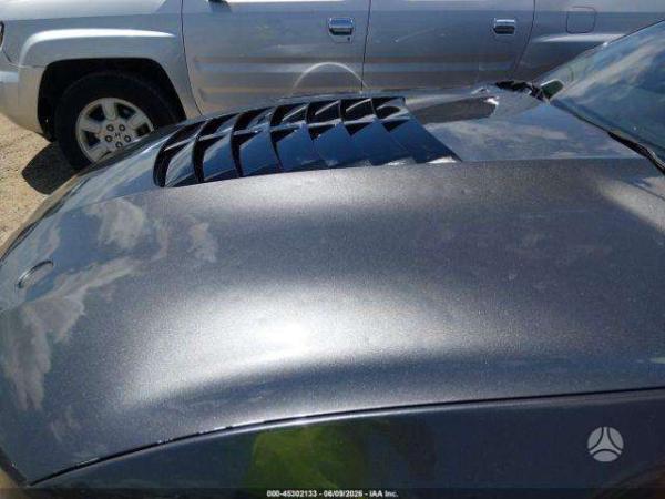 Grey Ford Mustang 2019 in Klaipeda, with an engine capacity of 2.25 L and mileage of 142 thousand km for 7445 €, photo 6 on AUTOMOTO.COM.LV