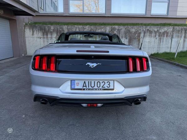 Pelēks Ford Mustang 2019 Viļņa, ar dzinēja tilpumu 2.25 L un nobraukumu 129 tūkst. km par 16400 €, foto 8 vietnē AUTOMOTO.COM.LV